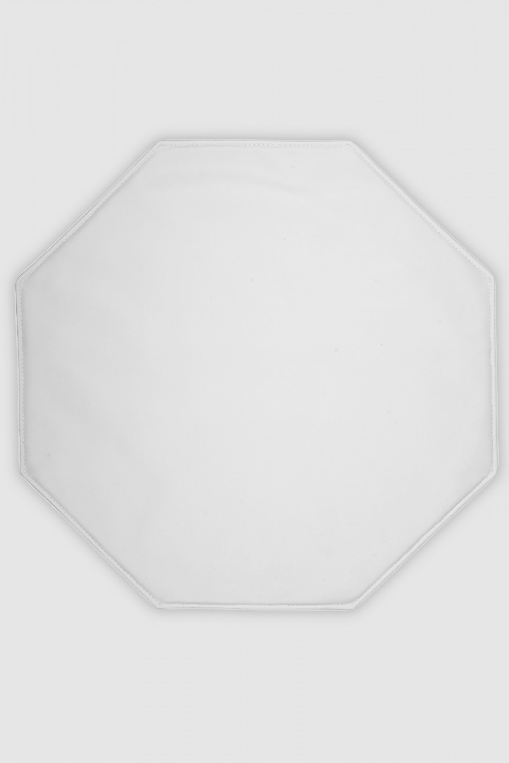 OCTOGONAL TABLE PROTECTOR | Los Encajeros